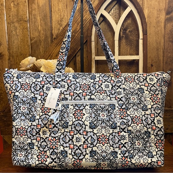 Vera Bradley | Bags | Vera Bradley Lisbon Medallion Deluxe Large Travel ...
